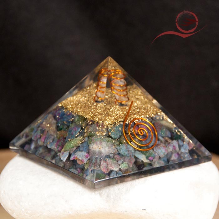 Orgone pyramid in ruby and kyanite